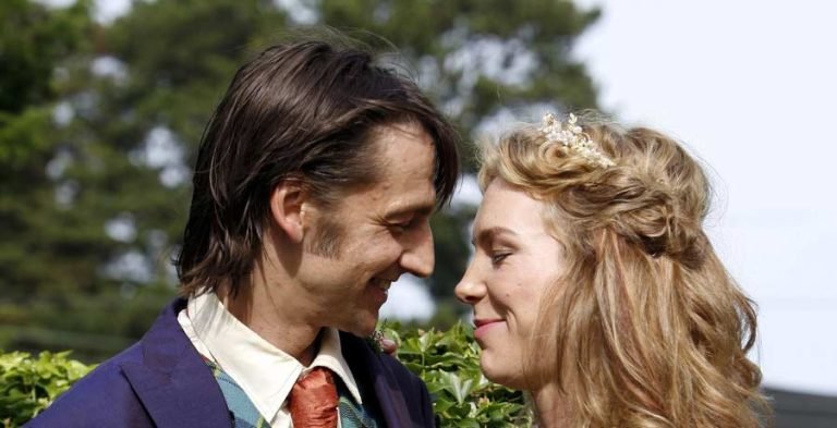 Know About Honeysuckle Weeks’ Husband Lorne Stormont-Darling - AchroBrand